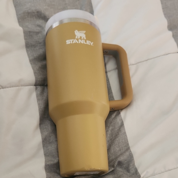 Stanley | Dining | Stanley Gold Insulated Mug | Poshmark